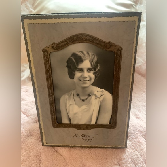 FLO Studios | Other | Beautiful Girl Vintage Photo Embossed Cardstock ...